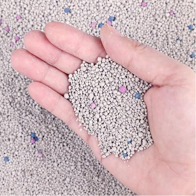 China Dust Free Bentonite Cat Litter with Fast Water Absorption and Strong Odor Control for Easy Clean for sale