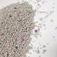 China Supplier OEM Strong Clumping Easy Clean Sodium Clay Cat Sand Dust Free Premium Bentonite Cat Litter for sale