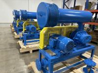 China DN200 30-132 kw 10-80 kpa Roots Rotary Lobe Blower Air Cooling Blue Colour for sale