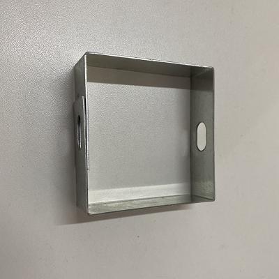 China OEM Galvanized Cable Tray Accessories Vertical Cable Tray Support Bracket for sale