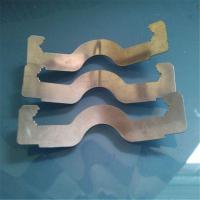 China Anti Corrosion Pipe Spring Clamp Conduit Spring Clips Uniform Surface for sale