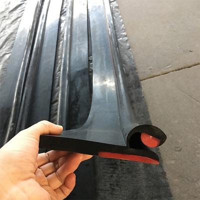 China PU Rubber Dual Seal Skirt Board 150mm/190mm Width 15mm Thickness for Conveyor Belt Sealing for sale