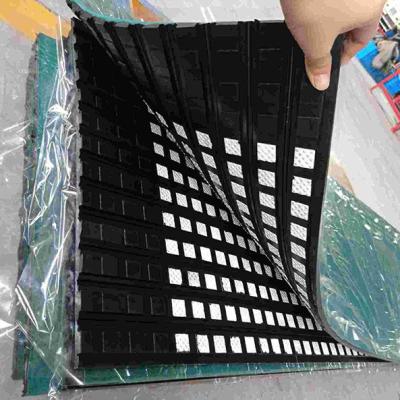 China Conveyor Drum Diamond Ceramic Pulley Lagging Rubber Sheet - 12mm to 25mm Thickness, 500mm Width with CN Bonding Layer for sale