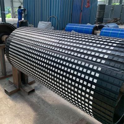 China High Alumina Ceramic Pulley Lagging Sheet with 95% Aluminum Oxide and 20 MPa Tensile Strength for Conveyor Drum Applications for sale