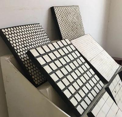 China Customized Size Alumina Ceramic Wear Liner Mohs 9 Hardness Bolt Installation for sale