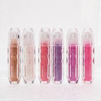 China Delicate 2.5ml Essence Lip Gloss Dazzle Color With Fruity Fragrance for sale