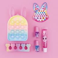 China Multicolor Portable  Childrens Plastic Makeup Sets Perfection In A Kit Pop It Bag for sale