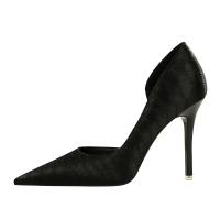 China Retro Korean Fashion Heel Shoes 11CM High Heels with Waterproof Platform Satin for sale