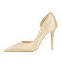 China Retro Korean Fashion Heel Shoes 11CM High Heels with Waterproof Platform Satin for sale
