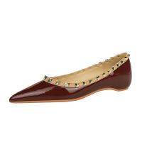China 533-5 Korean Spring And Autumn New Shallow Mouth Pointed Toe Height-Enhancing Women'S Shoes Rivet Decoration Color Matching Patent Leather Pedicure Shoes for sale