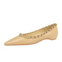 China 533-5 Korean Spring And Autumn New Shallow Mouth Pointed Toe Height-Enhancing Women'S Shoes Rivet Decoration Color Matching Patent Leather Pedicure Shoes for sale