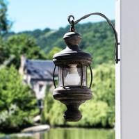 China 12inch Carbon Steel Plant Hanger Bracket Sturdy and Durable Outdoor Hanging Accessory for sale
