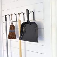 China Decorative Iron Metal Wall Hook Plant Hanger Bracket Flexible Hook Lantern Wall Hanger for Hanging Plants Outdoor for sale