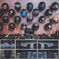 China Standard Wall Mounted Helmet Hat Rack Display Rack for ISO9001 Rohs CE Standards for sale