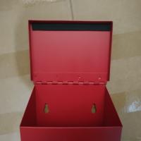 China Outdoor Decorative Metal Mailbox for Apartments Elegant Carbon Steel Construction for sale