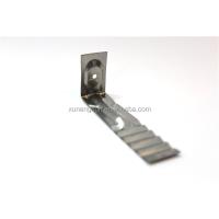 China Silver Masonry Corrugated Wall Construction Metal Brick Tie with High- for sale