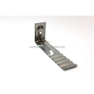 China Silver Masonry Corrugated Wall Construction Metal Brick Tie with High- for sale