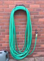 China 1'' Diameter Heavy Duty Hosepipe Bracket Hoses Outdoor Garden Hose Holder RACK for Party for sale