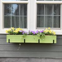 China Heavy Duty Wall Mount Iron hanging planter box for window Black or White Variant for sale