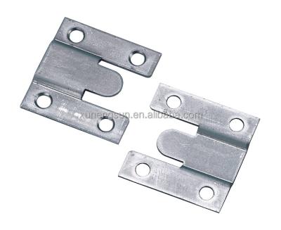 China Punching Process Galvanized Interlocking Furniture Flush Mount Clip Bracket Zinc Plated for sale