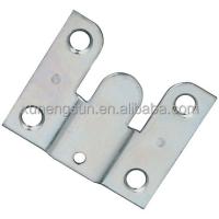 China Punching Process Galvanized Interlocking Furniture Flush Mount Clip Bracket Zinc Plated for sale