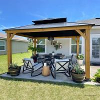 China 4 Inches Elevated Wood Pergola Kit with Black Powder Coated Steel Brackets and Support for sale