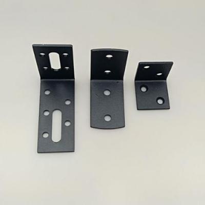 China Nonstandard Black Powder Coated Metal Braces for Sturdy and Long-Lasting Wood Joints for sale