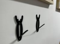 China Convenient Hooks Rails Wall Mount for Trophy Antlers and Taxidermy Hardware Included for sale