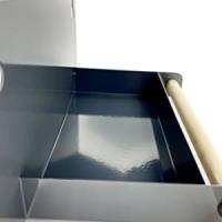 China Metal Wall Mounted Garden Bird Feeder Bath House for Feeding Birds and Providing Water for sale