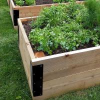 China Raised Garden Bed Corner Steel Brackets for Heavy Duty and Sturdy Gardening Structure for sale