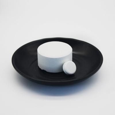China Clo2 Chlorine Dioxide Swimming Pool Disinfection Tablets Cas No 10049-04-4 for sale