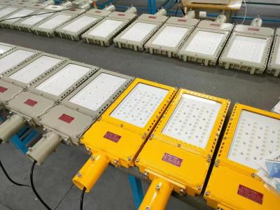 China 100~277v 130lm/W 200w Explosion Proof Led Flood Light for sale