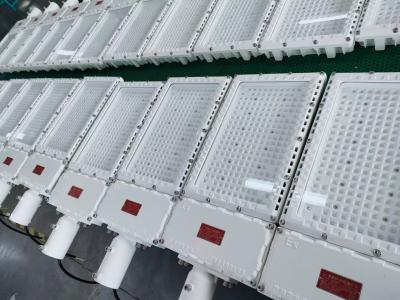 China Explosion Proof LED Flood Light 180lm/W ATEX IECEx Zone 1 Zone 2 IP66 100-295VAC for sale