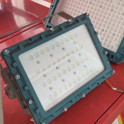 China Explosion Proof LED Flood Light 50W 150W 200W IP66 Waterproof Zone 1 2 21 22 for sale