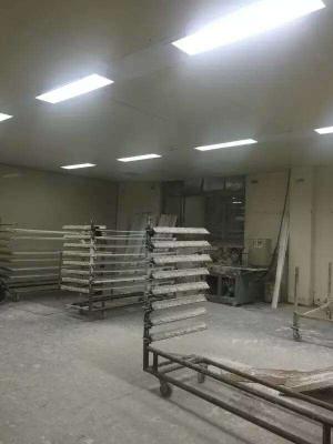 China Waterproof Explosion Proof Fluorescent Light Suitable for Hazardous Locations Industrial Lighting Solutions for sale