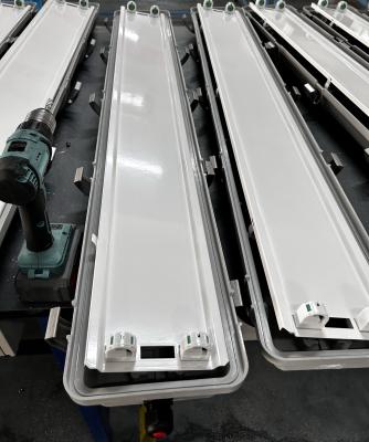 China Hazard‑Rated Linear Lighting Fixture IP66 WF2 Shelter Performance Level, Ex Tb IIIC T80°C Db Validated Luminaire for Petrochemical Processing Facilities for sale