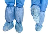 China Nonwoven Surgical Medical Disposable Boot Covers Waterproof For Cleaning Room for sale