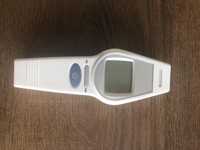 China Safe Hygienic Forehead Temperature Non Contact IR Thermometer Gun Convenient Use for sale