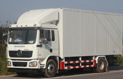 China Industrial Logistics Distribution 28ft Box Truck For Intercity Delivery for sale
