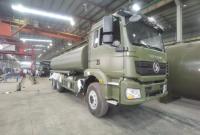 China 80km/H 380hp Engine Fuel Tanker Trailer Diesel Delivery 6x4 for sale