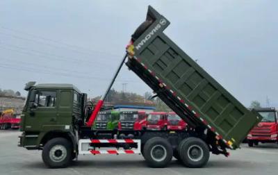 China 200-400l Fuel Tank Capacity Heavy Tipper Truck Flat Roof / High Cab for sale