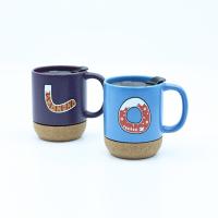 China Decal Fired 400 Ml Christmas Coffee Mug With Cork Base And Plastic Cover For Gift Shoppers for sale