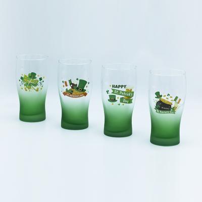 China Dia 7.9*6.5cm 15.9cm 580ml St Patrick's Day Cups With Color Spraying And Decal Fired For Souvenir Shop for sale