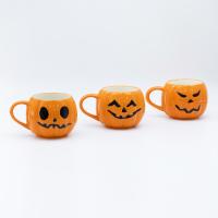 China Ceramic Halloween Coffee Mug with Pumpkin Style Design and Customizable Options for Gift Stores for sale