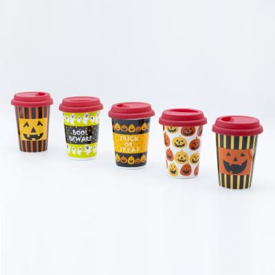 China Ceramic Halloween Coffee Mug with Lid Included and Customizable Designs for Gift Stores for sale