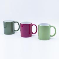China Ceramic Material Souvenir Mug with Custom Decal and Food Safety Certified for Premium Gifting for sale