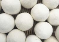 China Industrial Felt Dry Ball 10-50mm Diameter with High Moisture Absorption for Equipment Protection for sale
