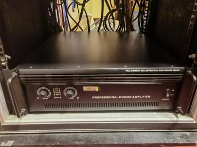 China High-Performance Professional Power Amplifier 2X600W Class AB For Concerts for sale
