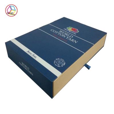 China Unique Sliding Drawer Gift Boxes Surface Treatment Gold Foil Stamping for sale