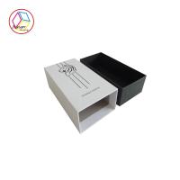 China Simple Mens Jewelry Box Customized Logo Printing Recyclable Feature for sale